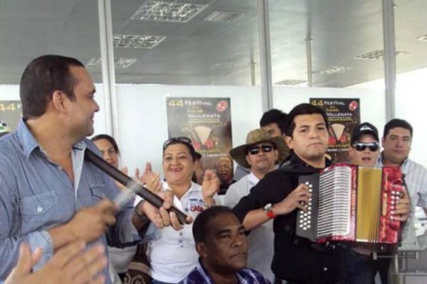 Manuel Julián quiere ser sucesor de ‘Luchito’ Daza – portalvallenato.net